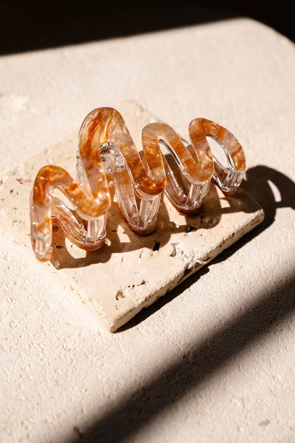 Ara Curve Claw Clip – Stores
